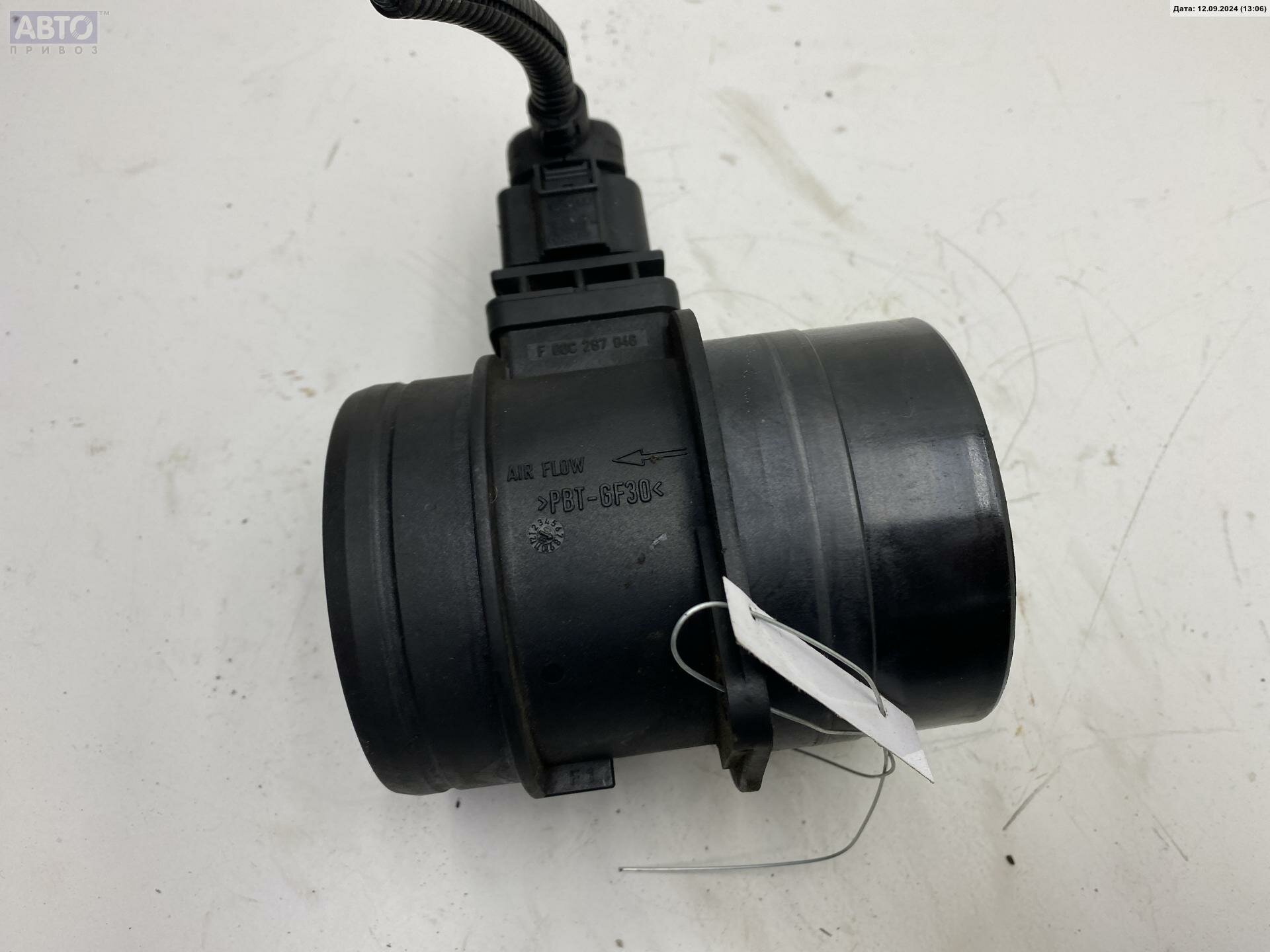 Расходомер (измеритель потока воздуха) Audi A4 B8 (2007-2015)