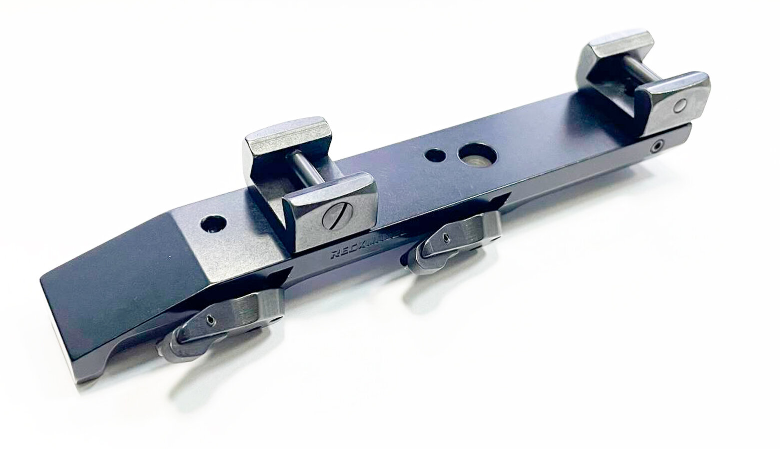 Быстросъемный кронштейн Recknagel на едином основании 12мм на LM призму с рычажками (46370-1712)