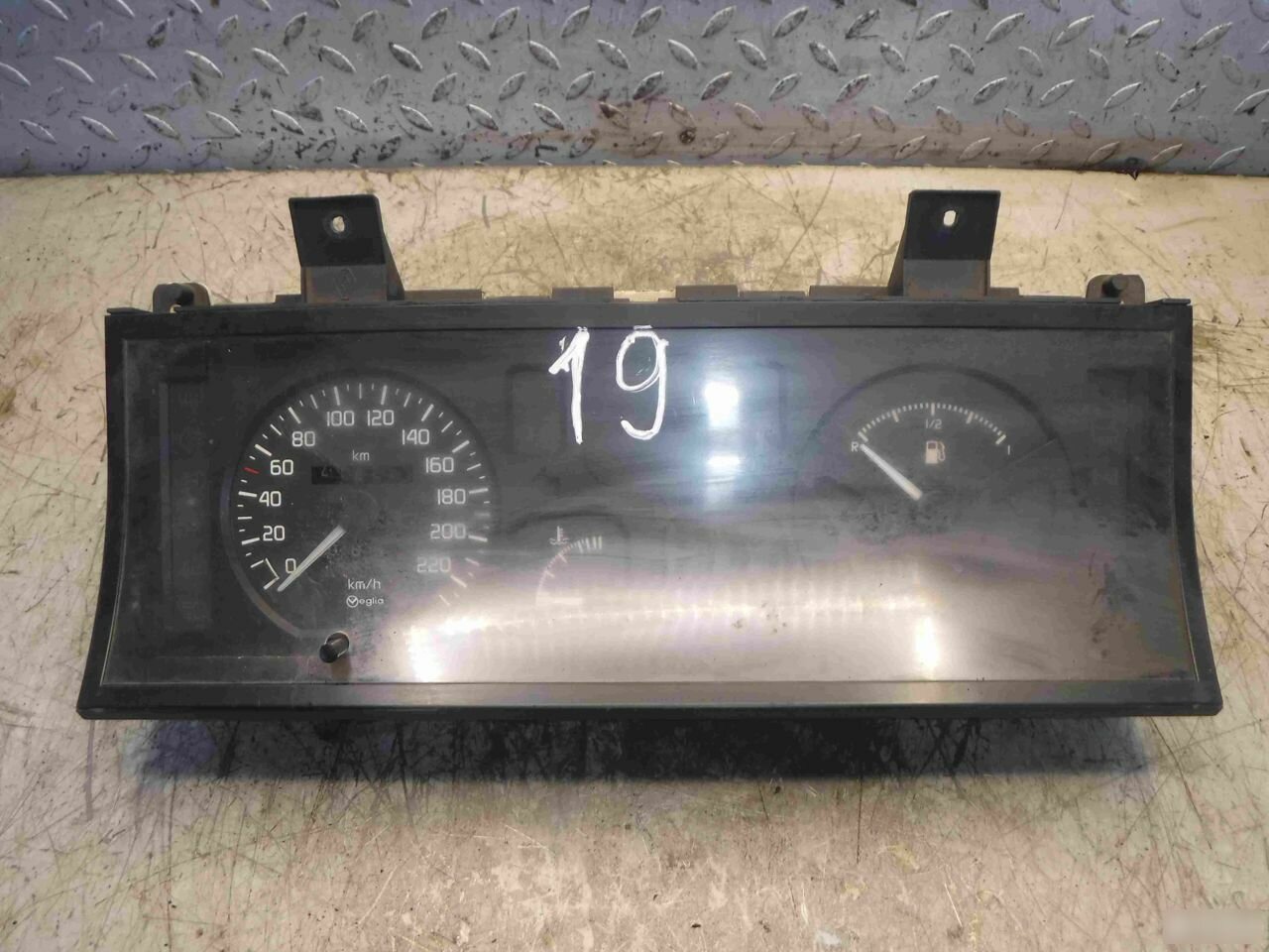 Панель приборов Renault 19 II (1992—2002) 7702255003