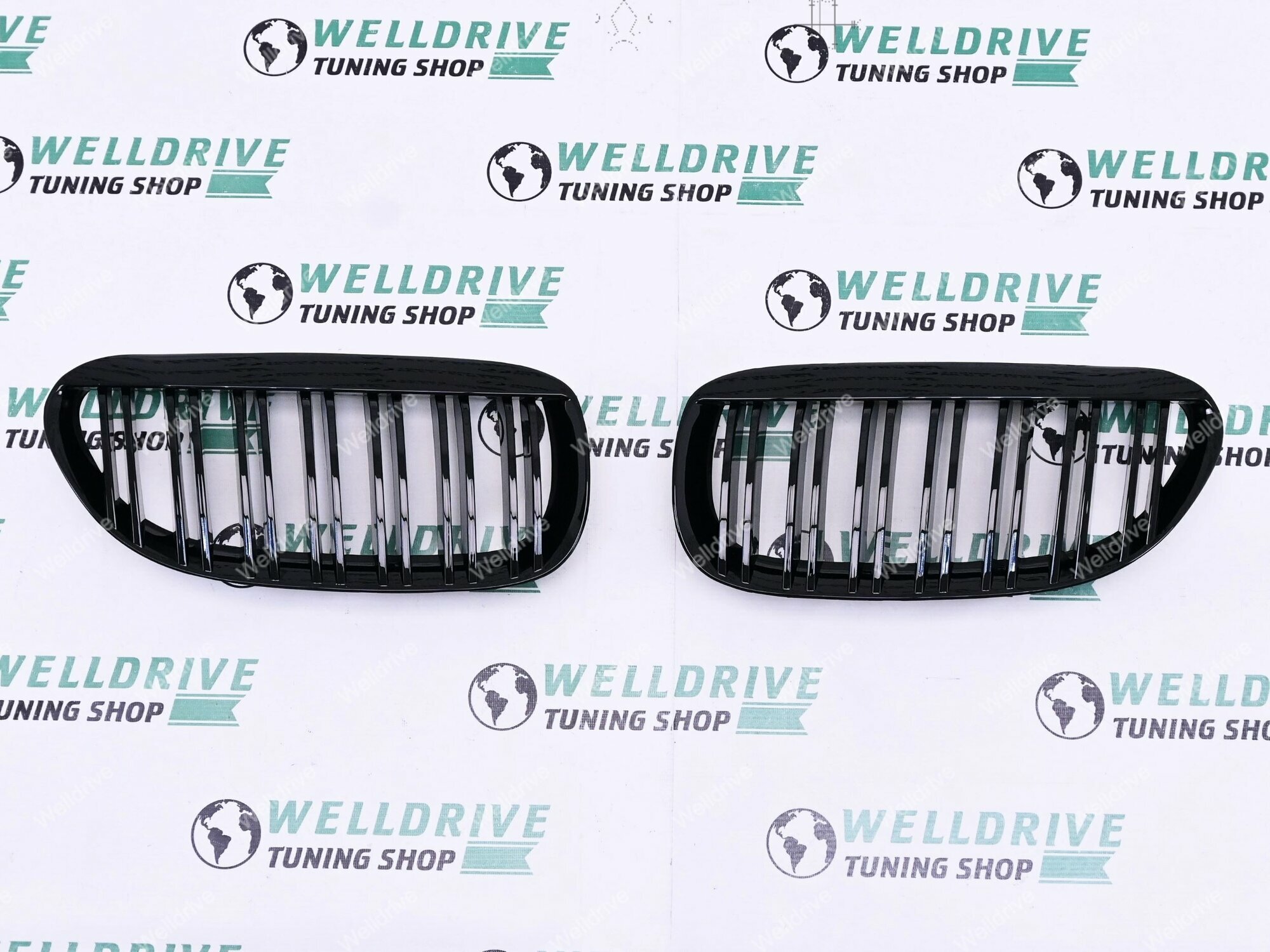 Решетки радиатора BMW 6 E63 E64 рест 2007-2010 стиль M черный глянец