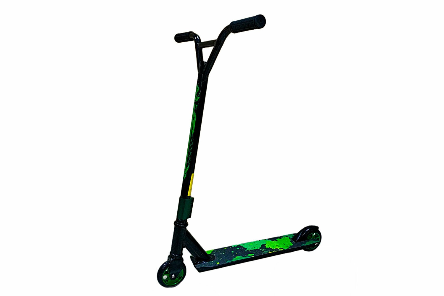 Самокат 2-х колесный трюковой 15735-12 Абстракция зеленый, дюралевые диски