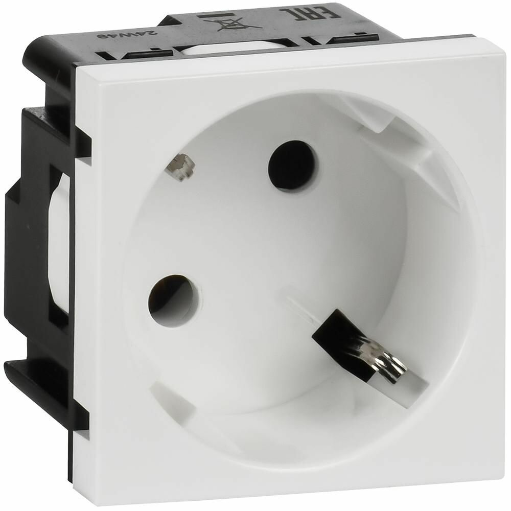 Розетка IEK 45 градусов, заземляющий контакт, без защитной шторки, винтовой зажим, 2 модуля, белая