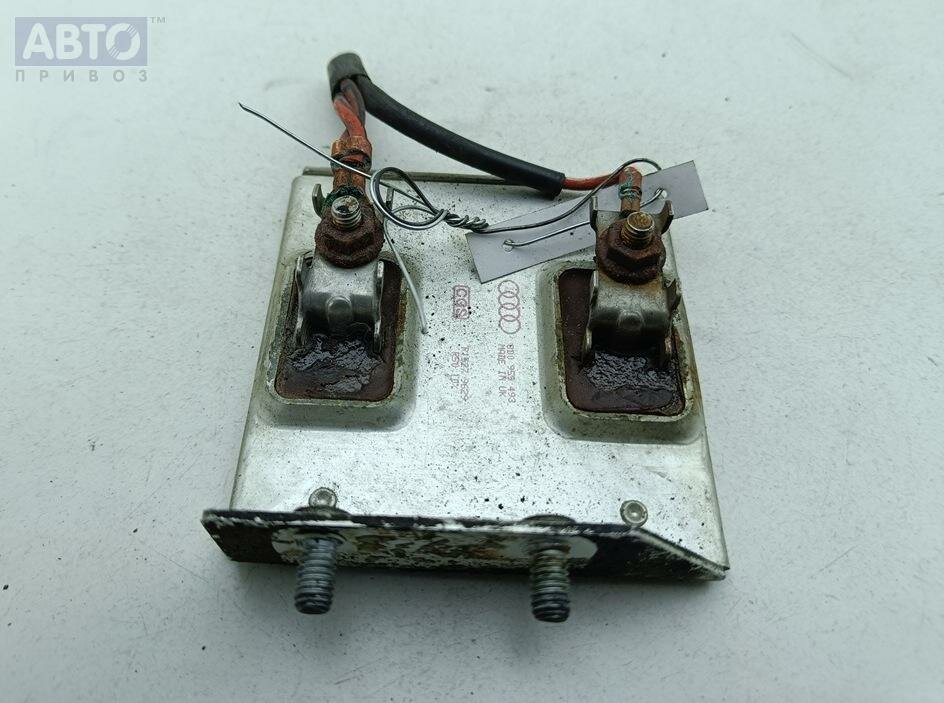 Блок управления вентилятором радиатора Audi A4 B5 (1994-2001)