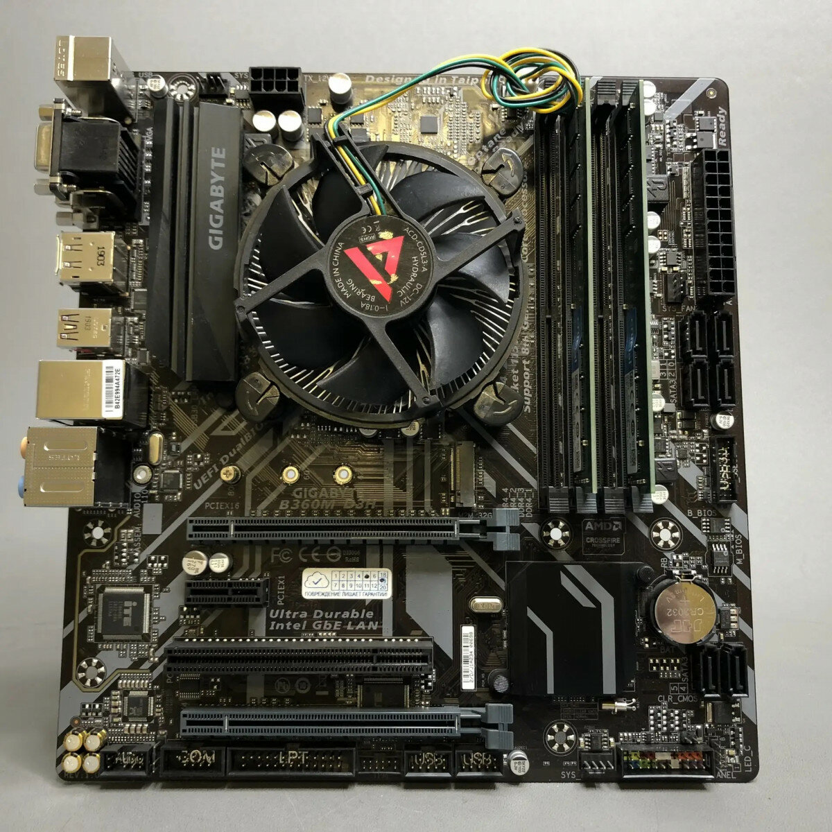 Комплект: мат плата Gigabyte b365m-d3h s.1151v2 + Core i3 -8100 + 16Gb DDR4 + кулер