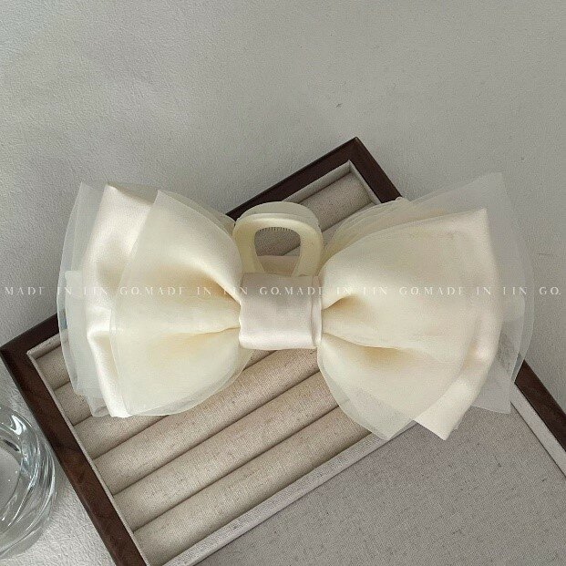 Заколка зажим краб с оригинальной тканевой бабочкой аксессуар для укладки волос св желтый