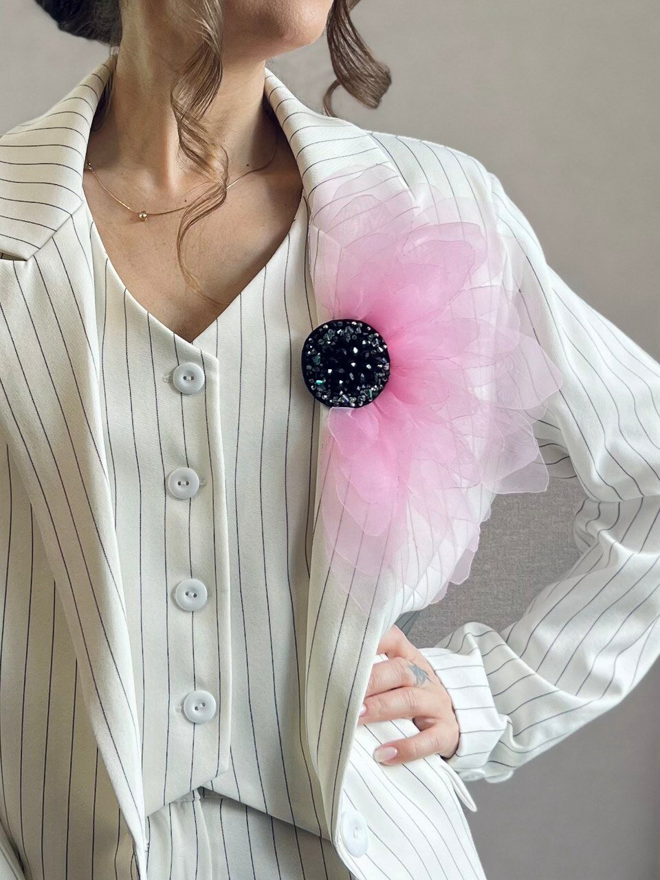 Брошь, хрусталь, стекло