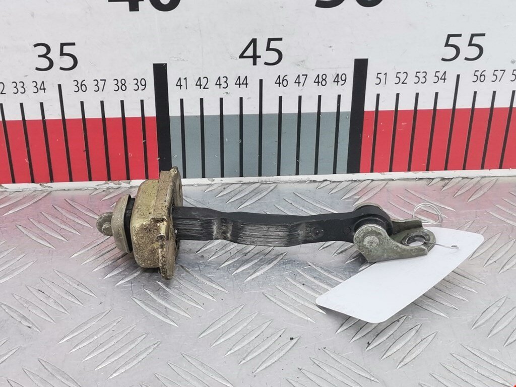 Ограничитель открывания двери передней Nissan Almera N16 80430BM700 арт. 1918240