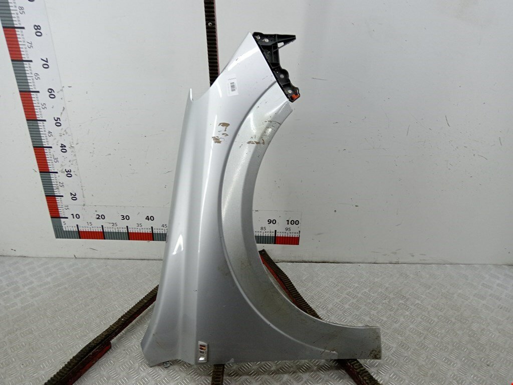 Крыло переднее правое Opel Astra H 93178667 арт. 1905211
