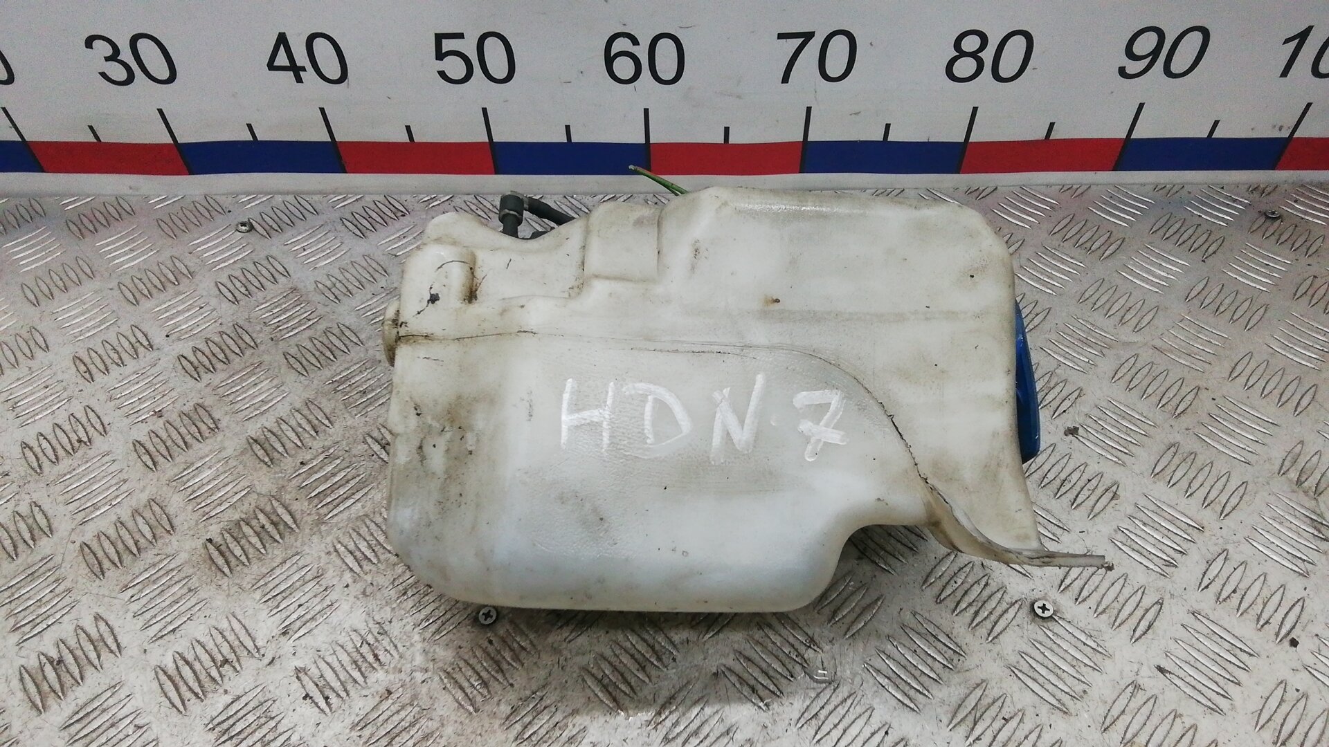 Бачок омывателя VOLKSWAGEN BORA 1