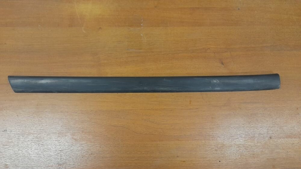 Молдинг задней левой двери Audi A8 4D0854949