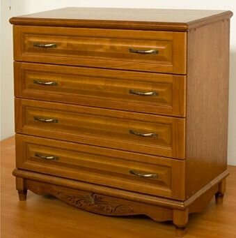 Комод 4 ящика с резьбой, ширина- 90 см, глубина - 45 см, высота - 100 см.