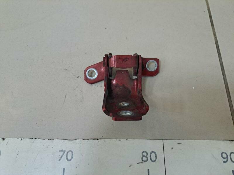 Петля двери задней правой нижняя Mazda CX-5 KE 2011-2017 кат.номер: KD5372240