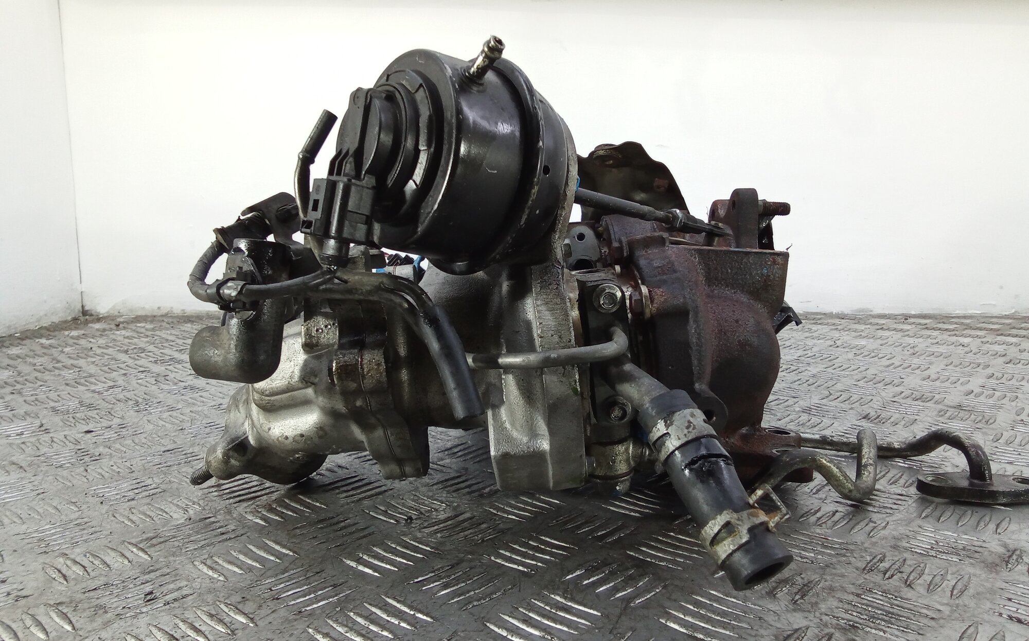 Турбина дизельная MAZDA CX-5 1, Номер Bi turbo LP810357-002 LH810356-001