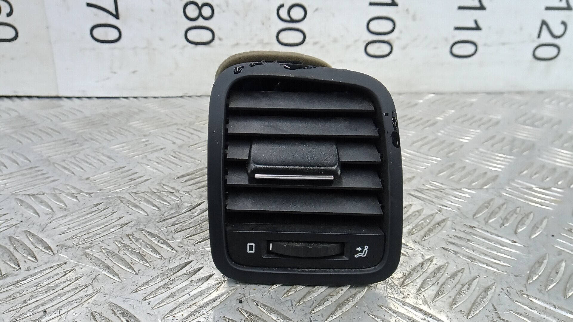 Дефлектор SKODA YETI 1