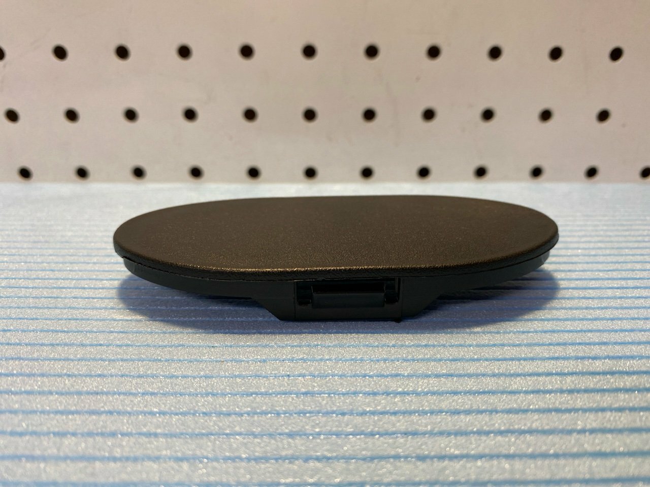 Заглушка крыла заднего вольво рено ФШ ФМ премиум магнум (VOLVO RENAULT FH FM PREMIUM MAGNUM)