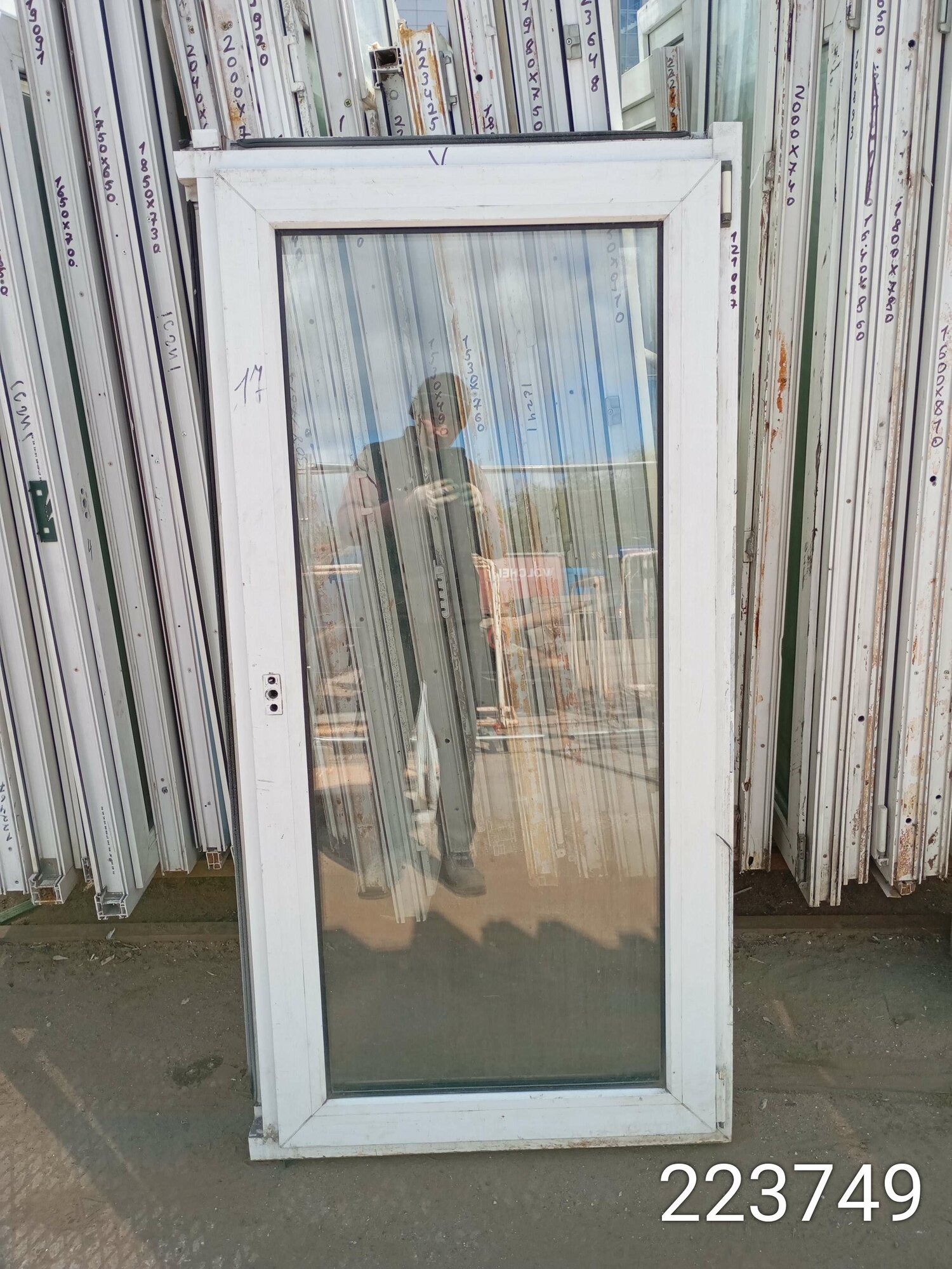 Пластиковые Окна Б/У 1600(в) х 810(ш) Некондиция