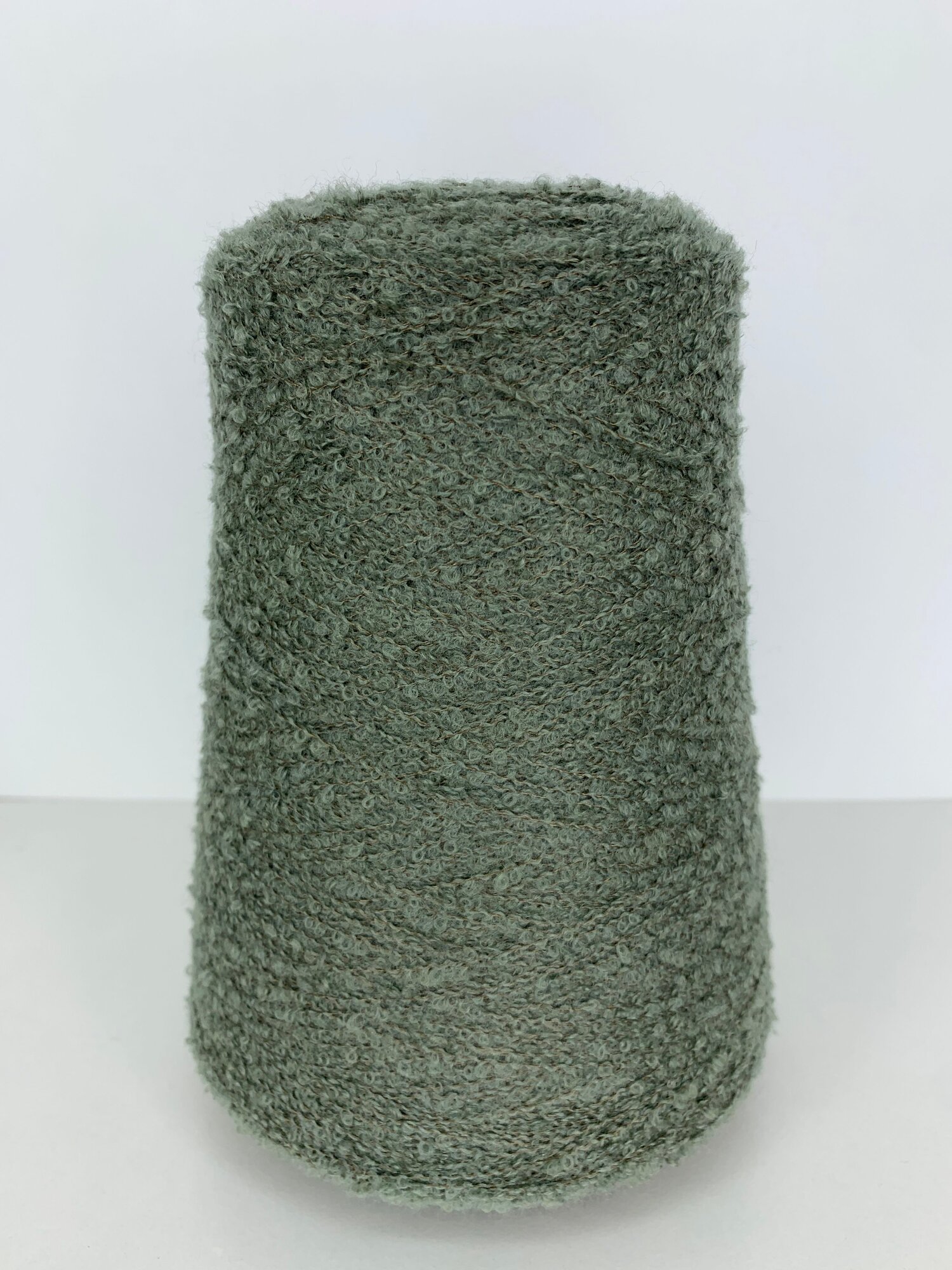 BARIBAL - Pecci Filati; 70% меринос, 30% п/а; 1000м/100гр; Букле; col. 54122, цвет: серовато-зеленый; вес 250гр; italyyarn