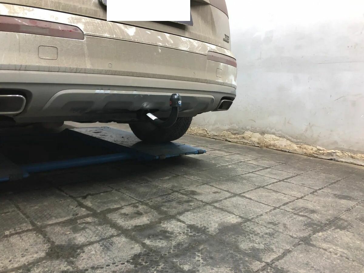 ТСУ на а/м Audi Q7 SUV 2015- без электрики / Ауди Ку7