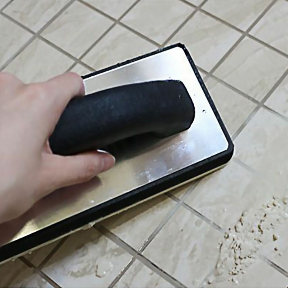 Резиновая гладилка для отделочных и каменных работ с эргономичной ручкой