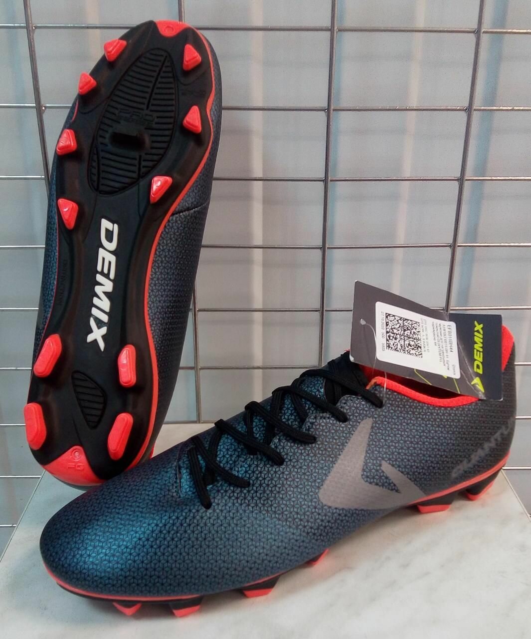 Размер 44 ( длина по стельке 28.5 см ) Бутсы для футбола и регби DEMIX темно-синие