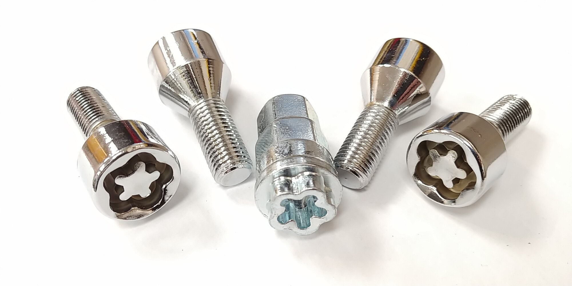 Болты секретные 12х1.5-25 мм (Секретки для колёс) для для Renault, Lada Largus, X-Ray, Vesta