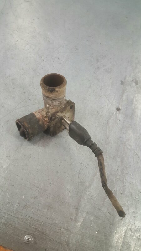 Подогрев двигателя Hyundai Accent LC2 G4EC 04857720