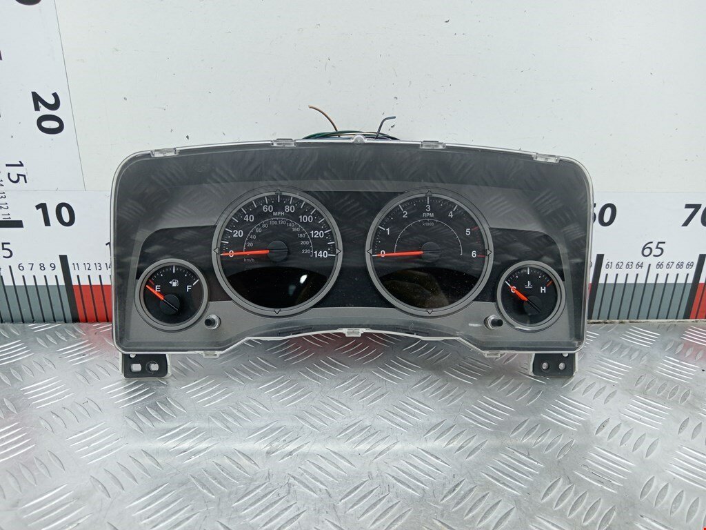 Панель приборная (щиток приборов) Jeep Patriot (MK) 05107025AE арт. 1795391