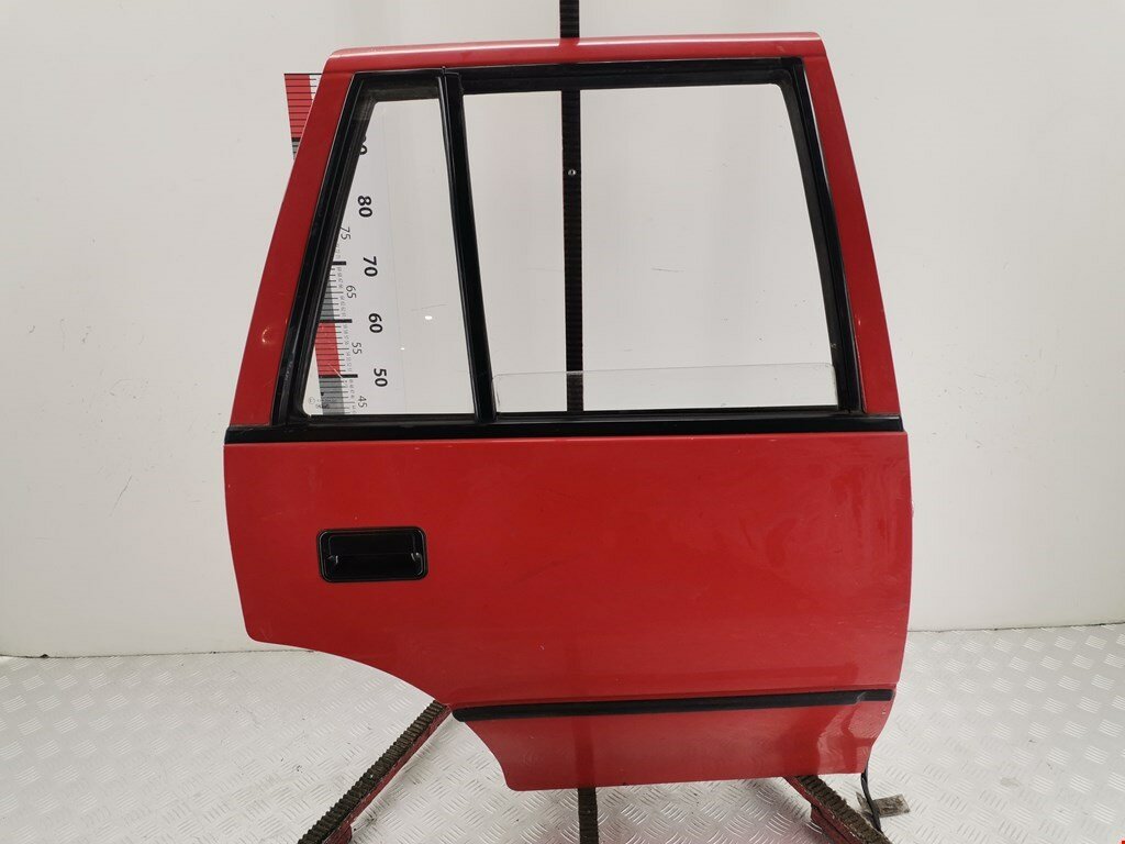 Дверь задняя правая Suzuki Swift 2 6800380E00 арт. 1511292