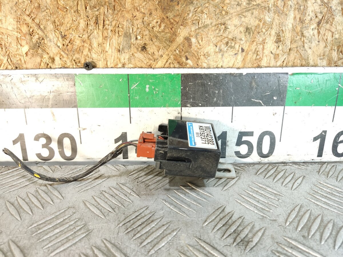 Реле MITSUBISHI L200 K6,K7 MD142382