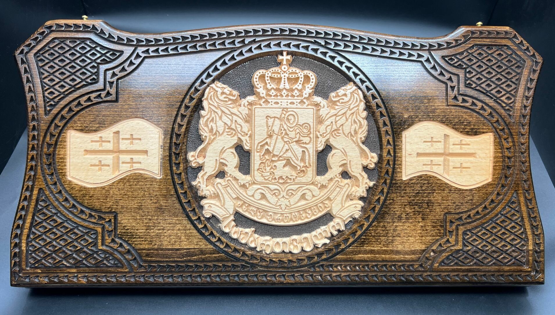 Нарды Деревянные Резные "Герб Грузии" большие 60см