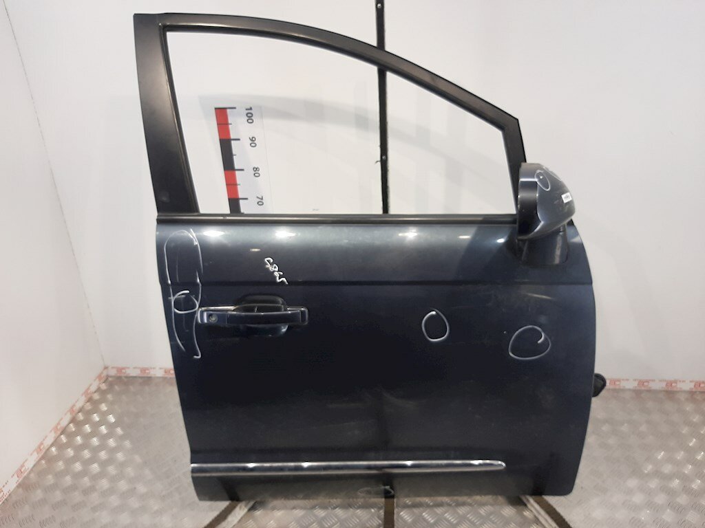 Дверь передняя правая SsangYong Rodius (Stavic) 1 6200421202 арт. 619563