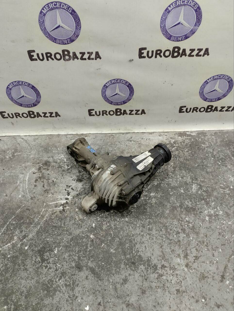 Редуктор передний Mercedes W164 A1643302102