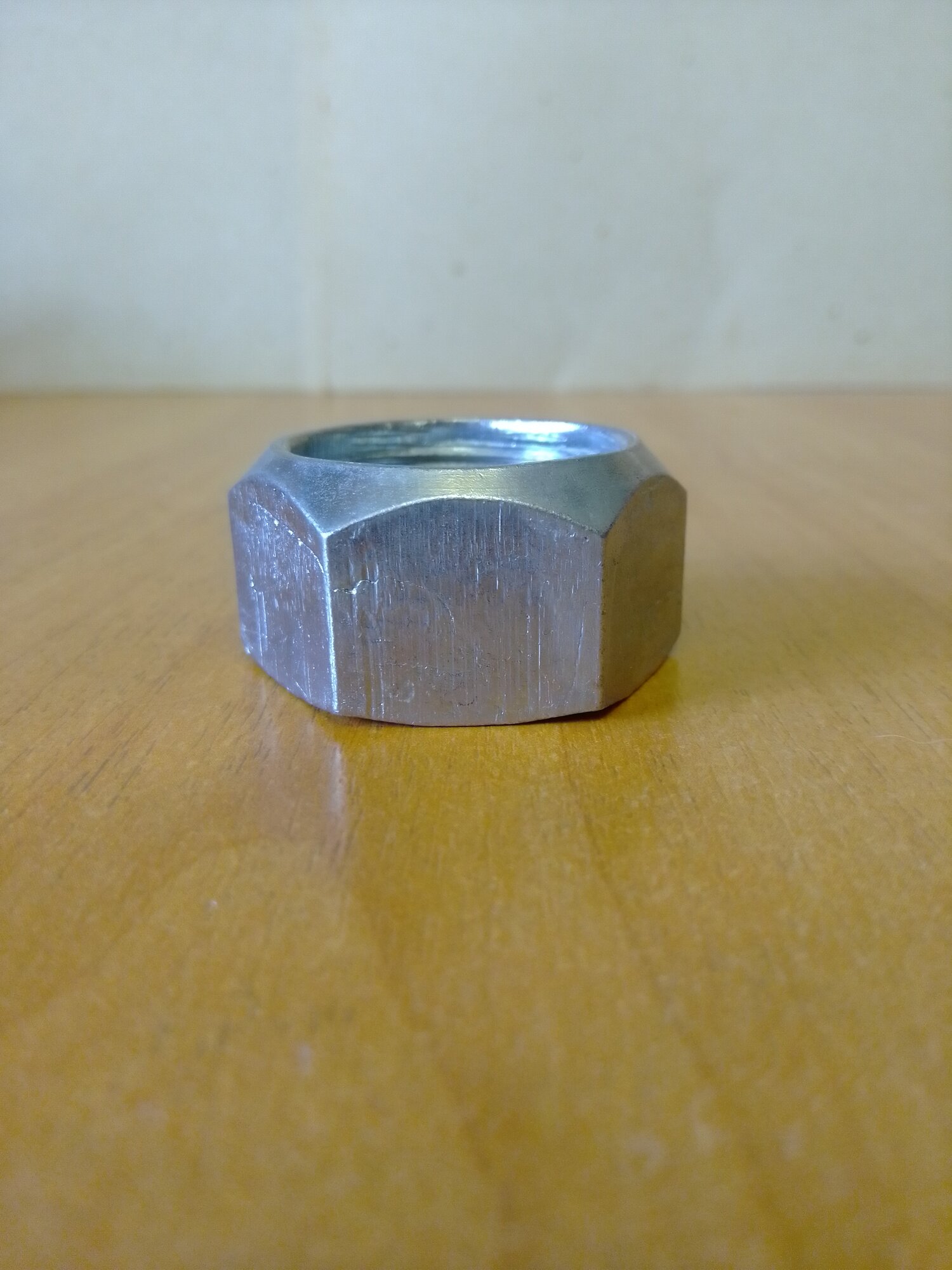 250716-п29. Гайка М30х1,5 колеса задняя, правая резьба для ГАЗ-53,3307 , ЗИЛ, краз. Ключ 38 мм. Россия, кммз.