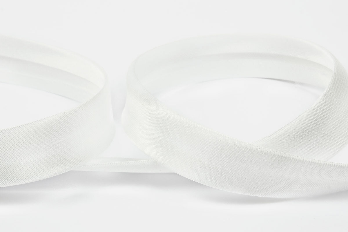 Косая бейка "Gamma" GK-18P 17 - 18 мм 132 м 1 м белый №001