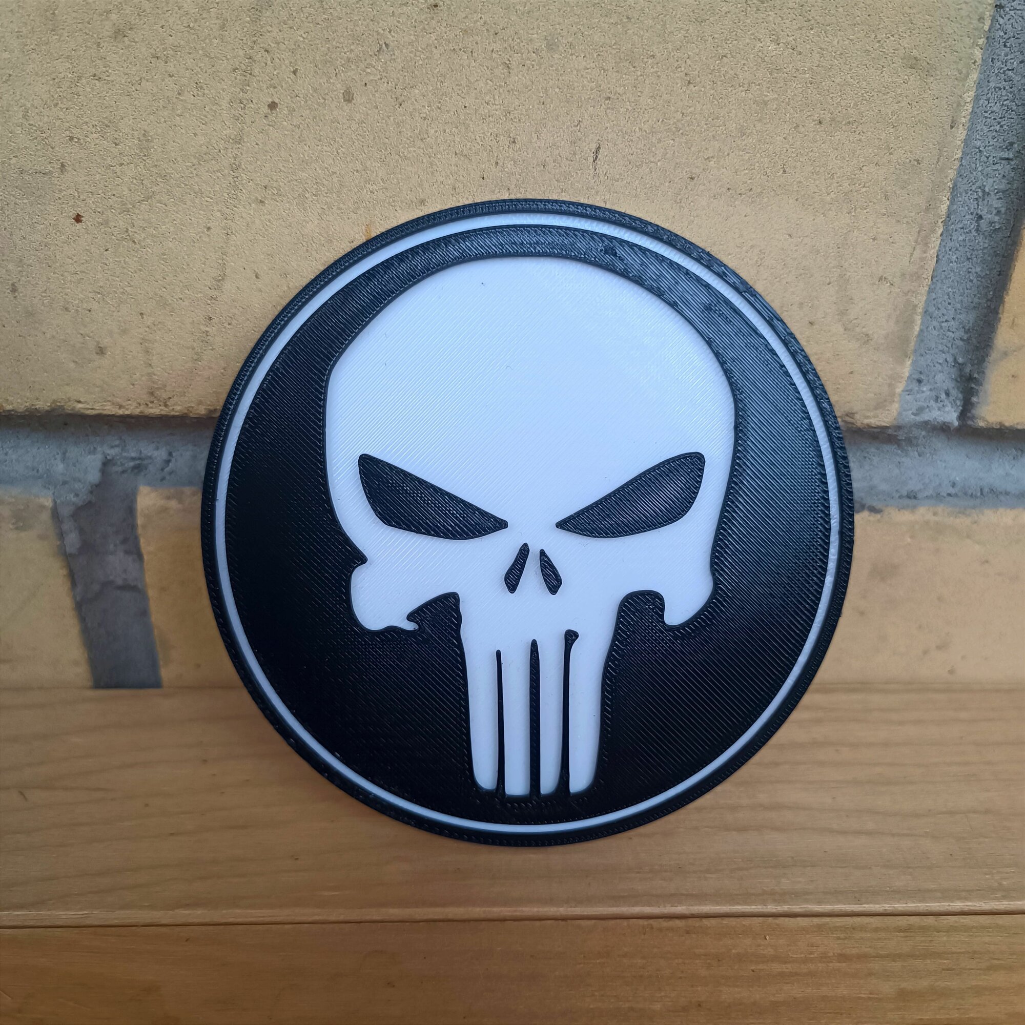 Подставка под кружку Каратель вдавленный череп