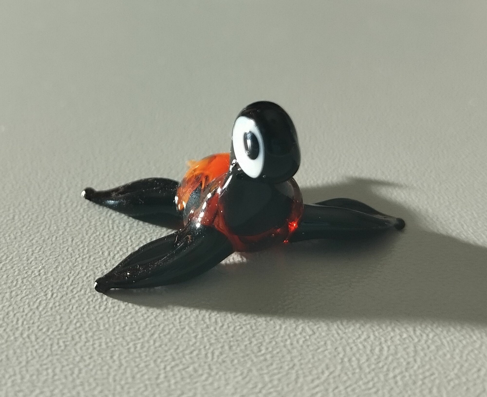 Стеклянная микро фигурка черепаха