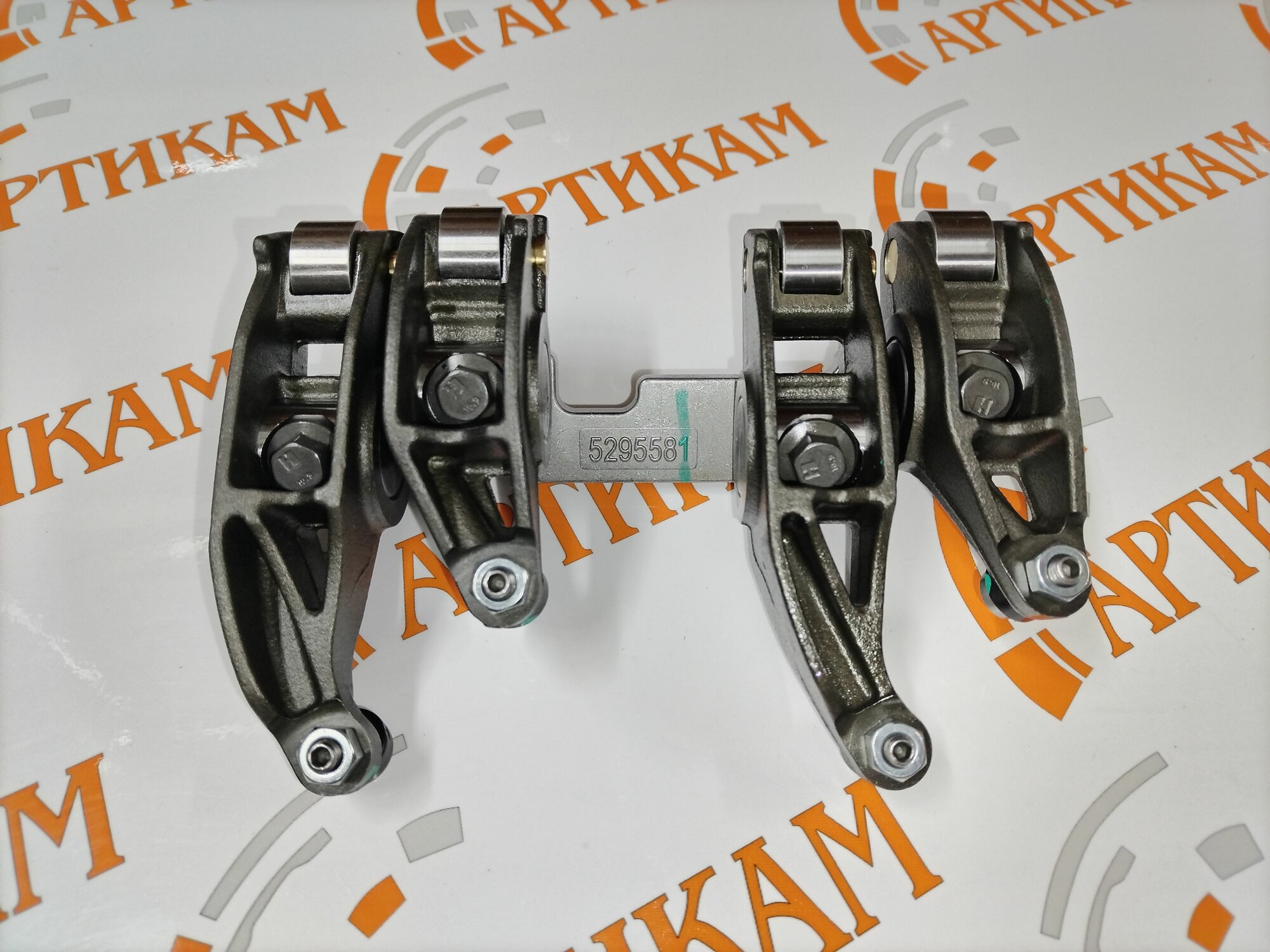 5305334 Коромысло в сборе cummins ISF2.8