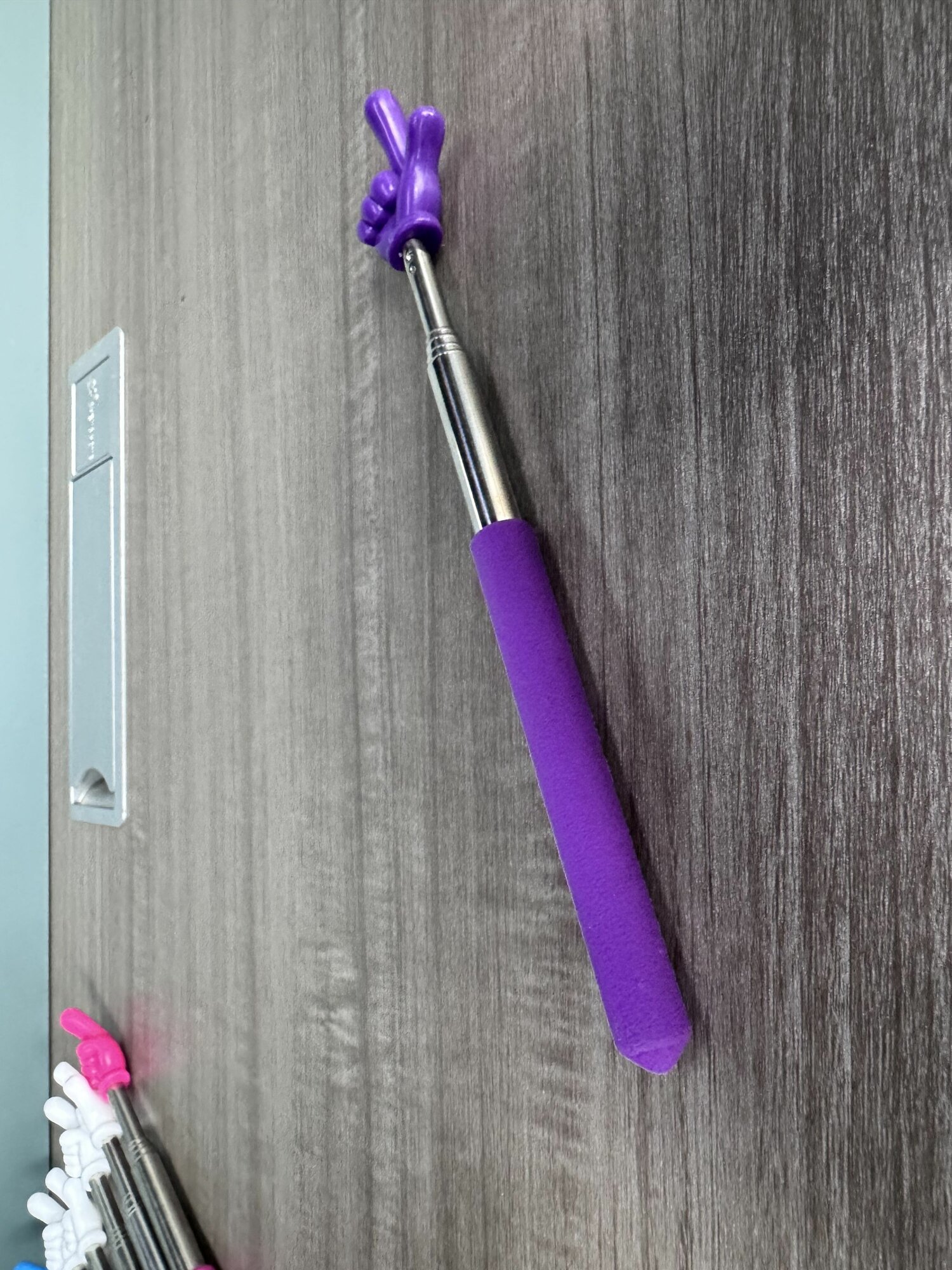 Телескопическая указка с пальцем=v=