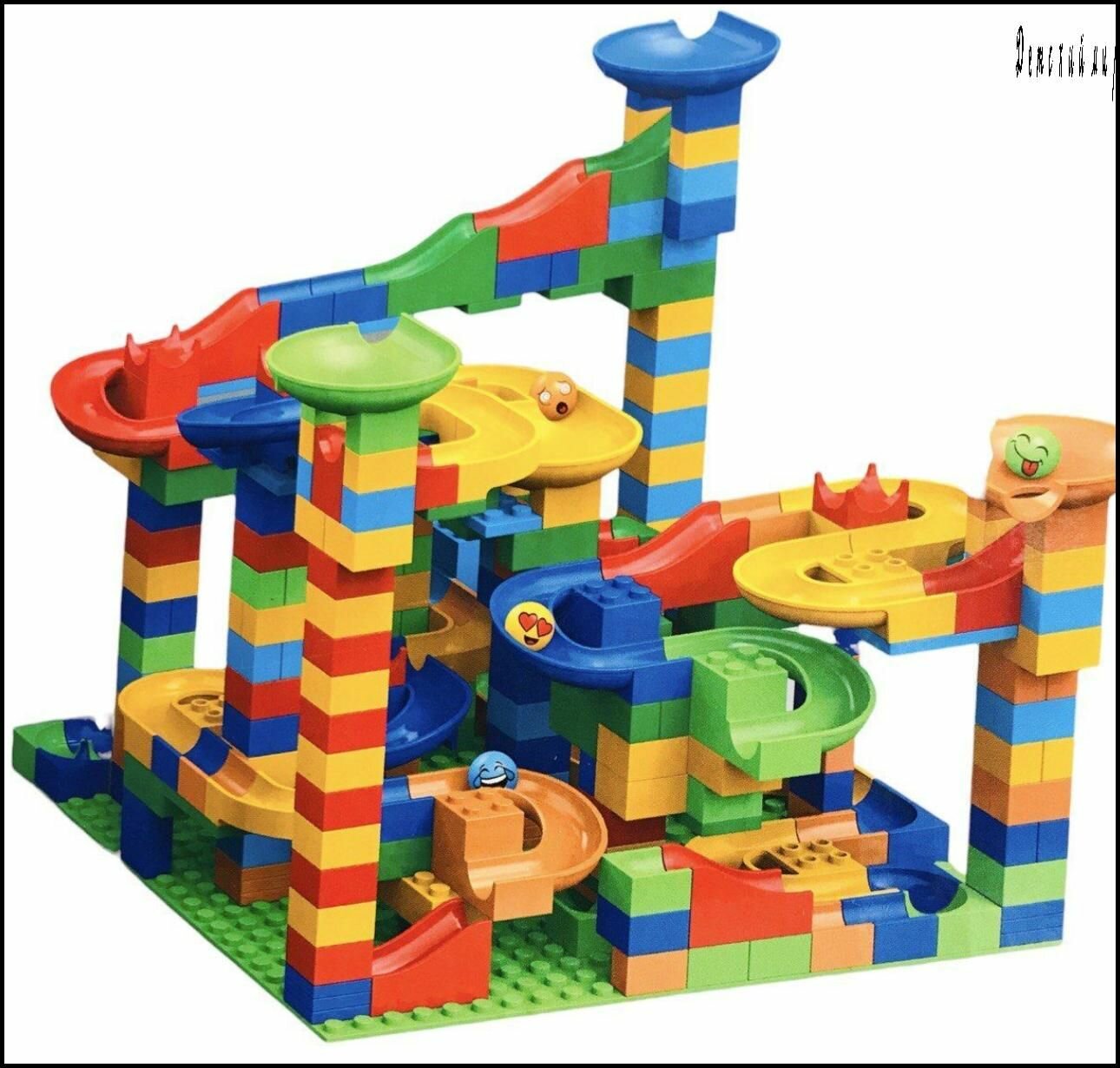 Конструктор пластиковый/Развивающий с шариками и горками лабиринт Детали:344