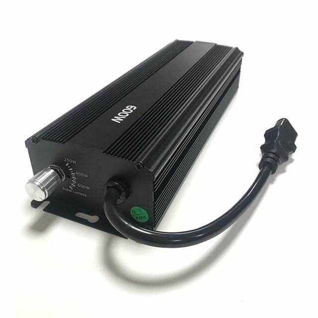 Комплект освещения ДНаТ: ЭПРА 250-660 Вт + фитолампа + отражатель Цифровой балласт