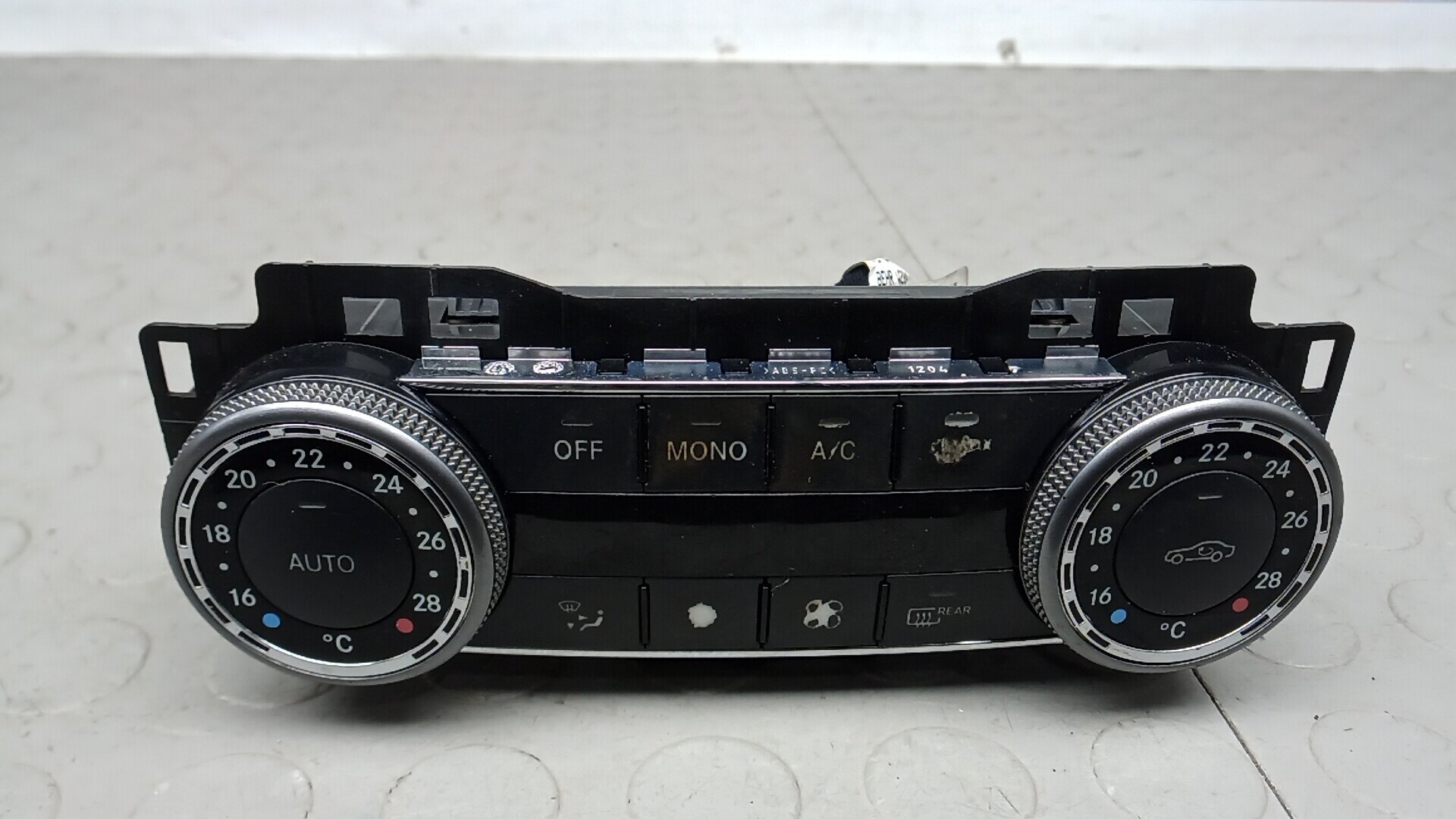 Блок управления печки и климат-контроля MERCEDES BENZ C-CLASS W204