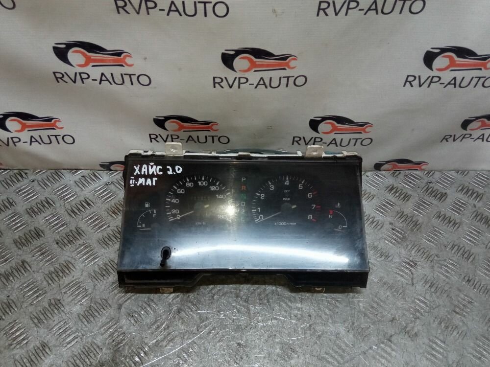 Панель приборов Toyota Hiace H100 2.0 АКПП 1989—04