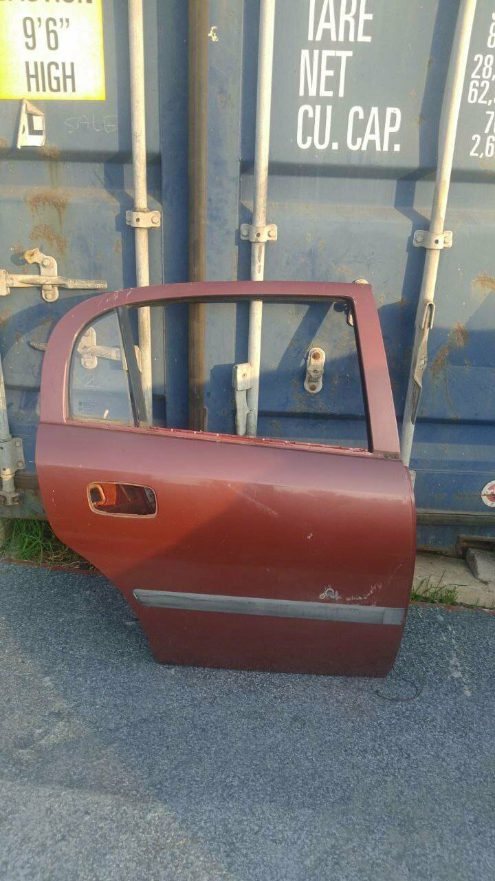 Дверь задняя правая Opel Astra G 2001