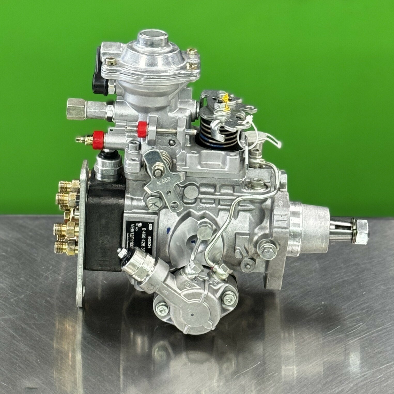 Топливный насос высокого давления bosch для трактора case iveco mccormick mtx150 504079673 1004