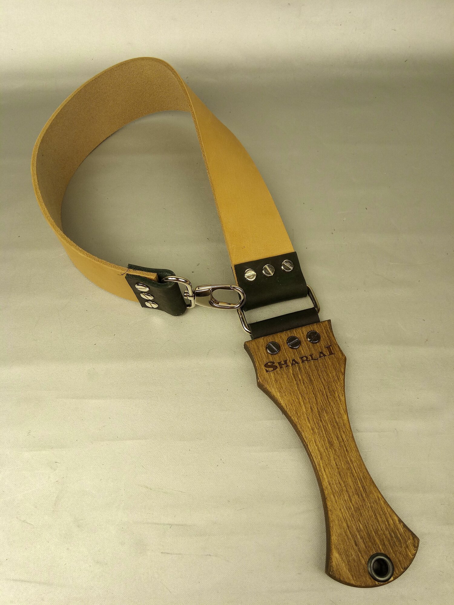 Р-027 Ремень жесткая рукоять. Для правки - доводки опасных бритв, ножей. (кожа 3 - 3.2мм. натуральный)