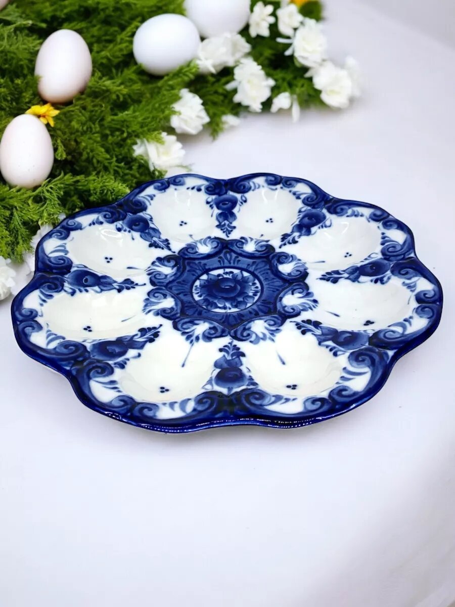 Пасхальная тарелка для яиц