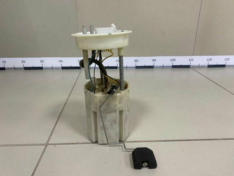 Насос топливный электрический Volkswagen Polo Sed RUS 2011 кат.номер: 6RU919051