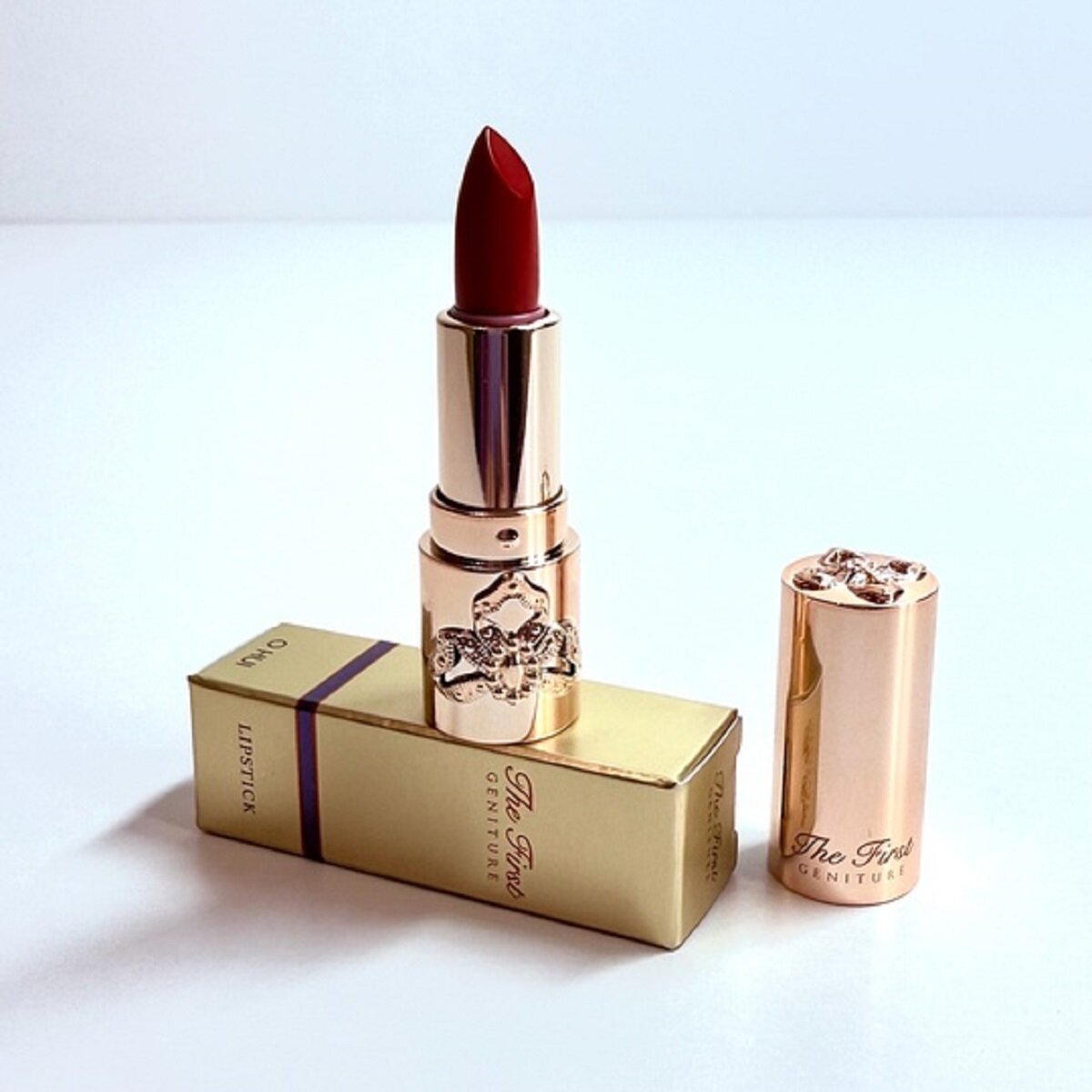 OHUI Ухаживающая красная помада для губ (миниатюра 1,3гр) The First Geniture Lipstick