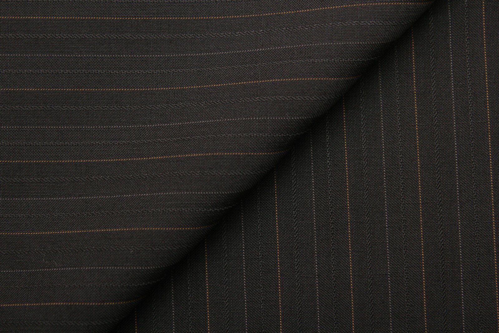 Ткань костюмная Marlane чёрная в светло-коричневую и серую тонкую полоску, ш154см, 0,5 м