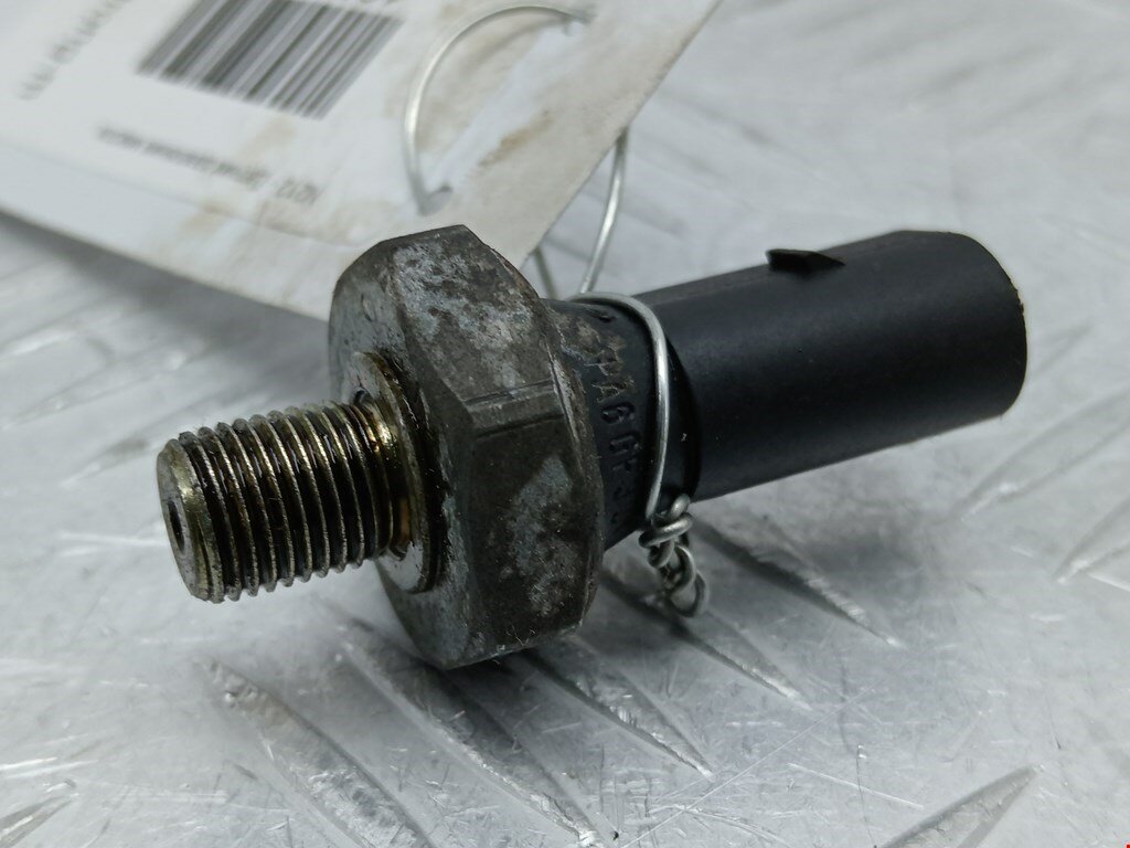 Датчик давления масла Skoda Octavia 1U 06A919081D арт. 1959878